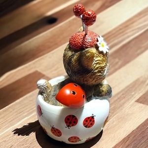 Kayomi Harai | Accents | Cute As A Bug Cups Of Affection Collection ...